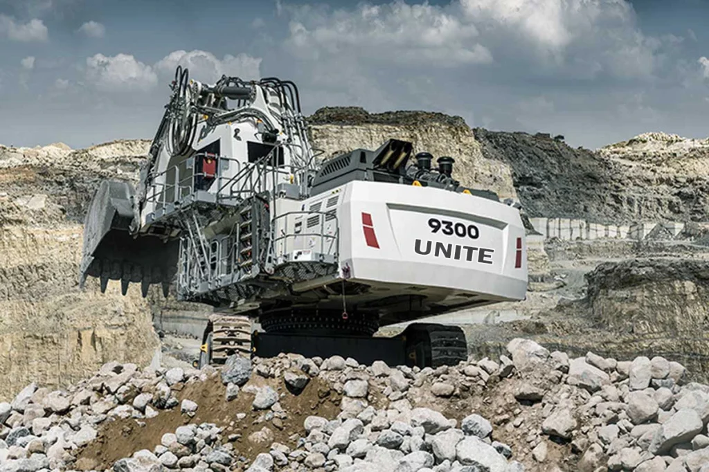 What Makes an Excavator Fuel-Efficient? A Deep Dive into Modern Tech ...