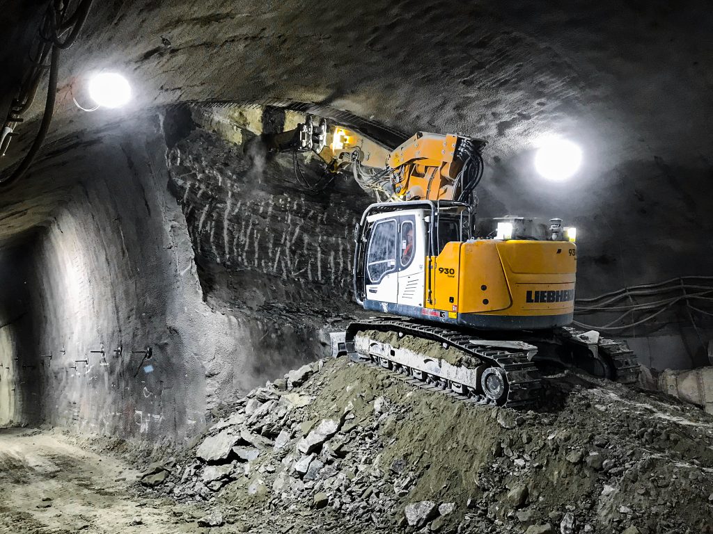 Excavator for Tunnel Excavation: Driving Efficiency and Innovation in ...